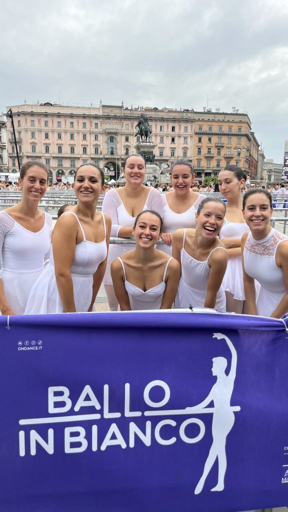 Balla in bianco Studio Gem Milano3 - Studio Gem Milano - Danza - Ballo ...